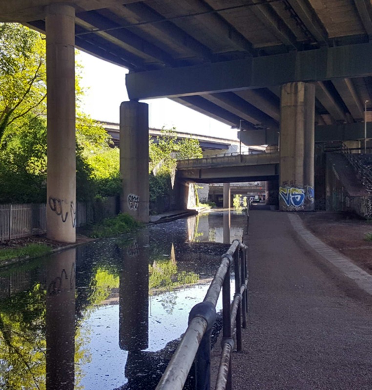 The tunnel, the towpath and the window - under the M6 at Spaghetti ...